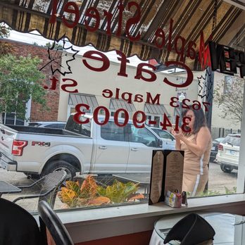 MAPLE STREET CAFE - 141 Photos & 133 Reviews - 7623 Maple St, New ...
