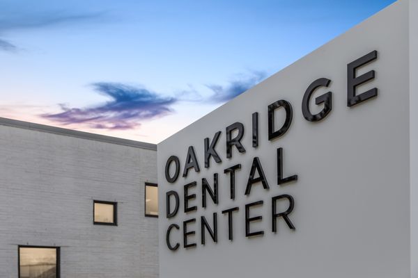 OAKRIDGE DENTAL CENTER - Updated December 2025 - 24 Photos - 1959 S ...
