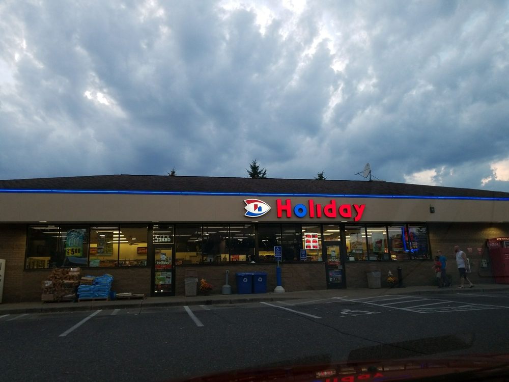 HOLIDAY STATIONSTORE - Updated February 2025 - 12480 Foley Blvd NW ...