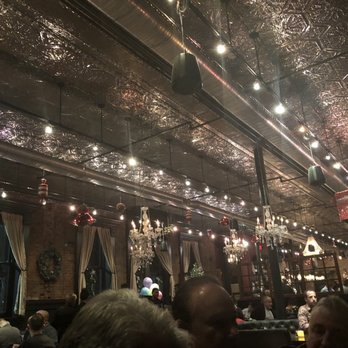 MODERN ON THE RAILS - Updated November 2024 - 238 Photos & 282 Reviews - 1 Station Plz ...