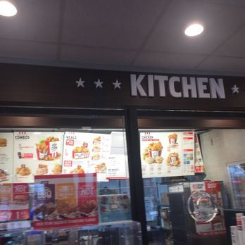 KFC - Updated October 2025 - 20 Photos & 26 Reviews - 2716 W Grand Blvd ...