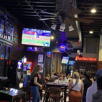 ERNST CAFE - Updated April 2025 - 473 Photos & 546 Reviews - 600 S ...