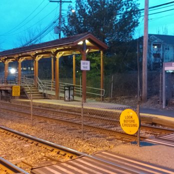 DEDHAM CORPORATE CENTER STATION - Updated January 2026 - 125 Allied Dr ...