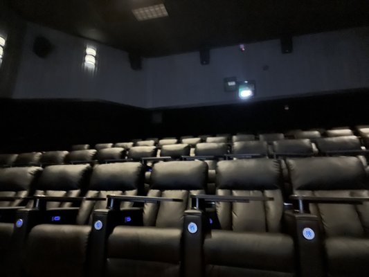 MEGAPLEX THEATRES AT JORDAN COMMONS - Updated October 2025 - 165 Photos ...