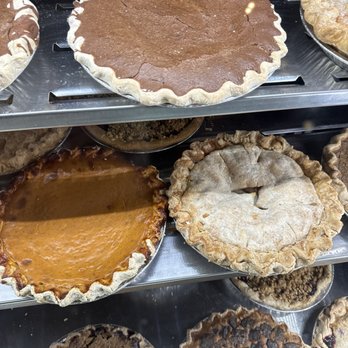 DANGEROUSLY DELICIOUS PIES - Updated March 2025 - 146 Photos & 149 ...