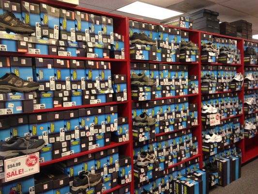 SHOE STATION - Updated December 2025 - 15 Photos & 11 Reviews - 9620 ...