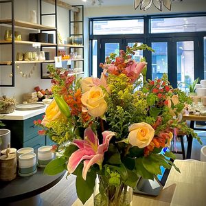 OLD CITY FLOWERS - 53 Photos & 58 Reviews - 31 S 3rd St, Philadelphia ...