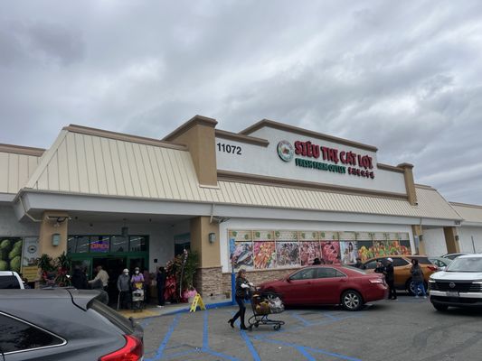 FRESH FARM OUTLET - Updated December 2025 - 293 Photos - 11072 Magnolia ...