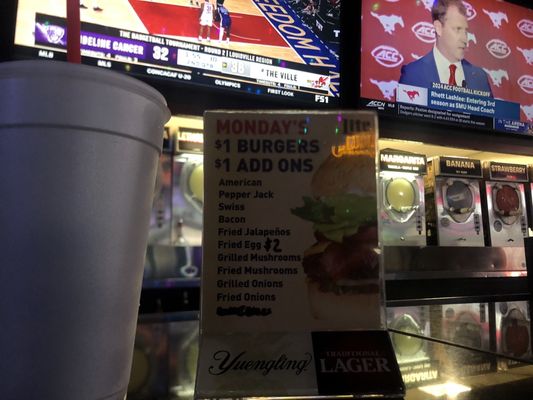 DAIQUIRIS SUPREME - Updated January 2026 - 22 Photos & 34 Reviews ...