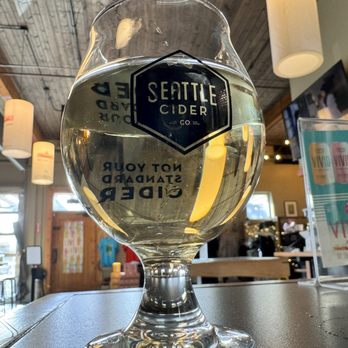 SEATTLE CIDER COMPANY - Updated October 2025 - 114 Photos & 78 Reviews ...