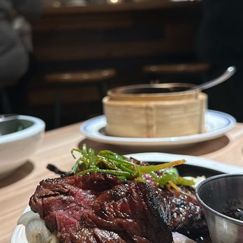 MOTT ST - Updated May 2025 - 2041 Photos & 1089 Reviews - 1401 N ...