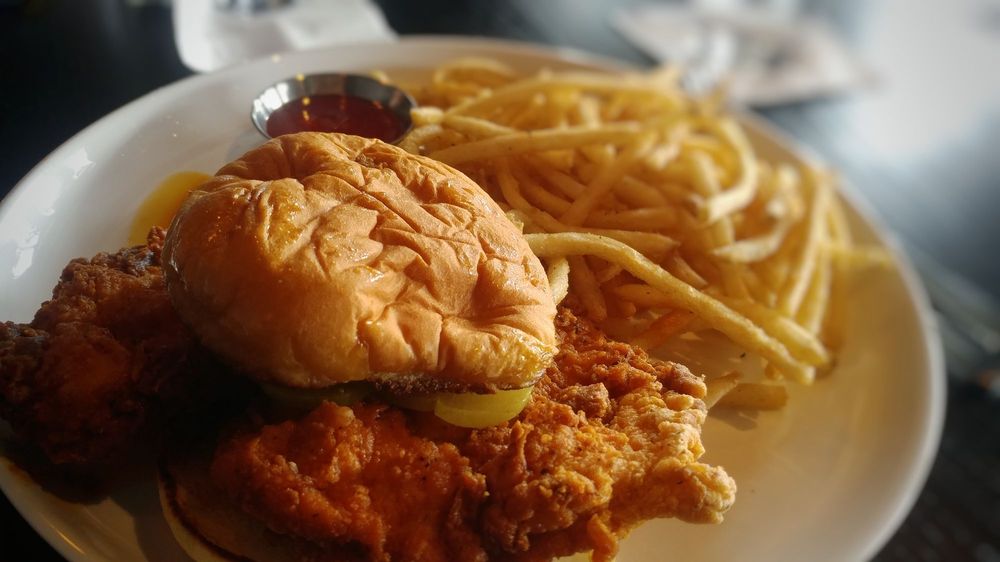 SUMMIT GRILL - 263 Photos & 204 Reviews - American (Traditional) - 501 NE 70th St, Gladstone, MO ...