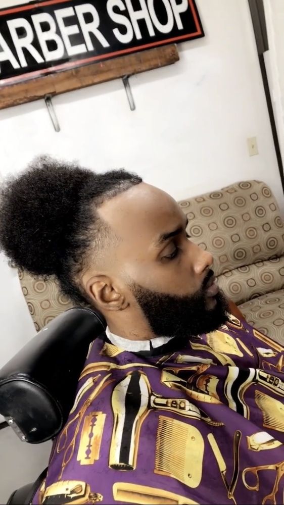 FINE LINE BARBERSHOP - Updated August 2025 - 148 Photos & 90 Reviews ...