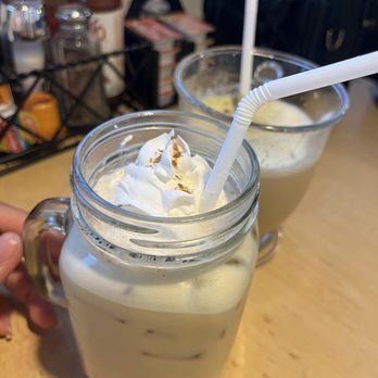 HUEVO HOUSE - Updated October 2025 - 152 Photos & 72 Reviews - 1201 ...