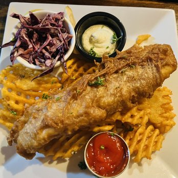 VALHALLA PUB AND EATERY - Updated May 2024 - 343 Photos & 349 Reviews ...