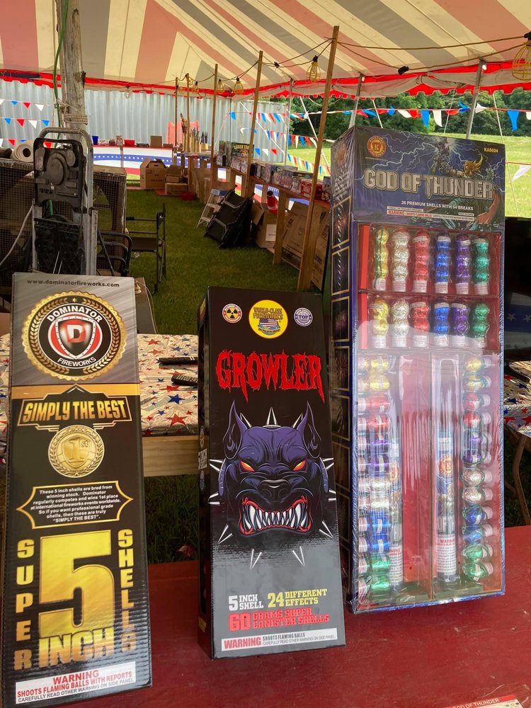 CAPITAL FIREWORKS - Updated July 2025 - 508 Dishman Ln, Bowling Green ...