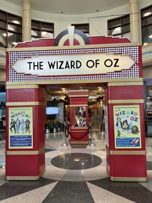 GAIL BORDEN LIBRARY - Updated November 2025 - 50 Photos & 47 Reviews ...