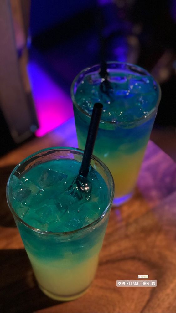 MY WAY LOUNGE - Updated March 2025 - 40 Photos & 15 Reviews - 2929 SE ...