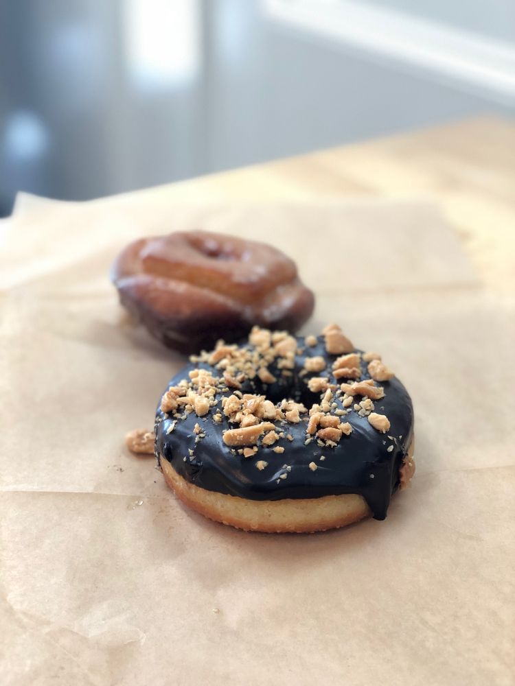 BLUE STAR DONUTS - 1375 Photos & 862 Reviews - 3325 SE Division St ...