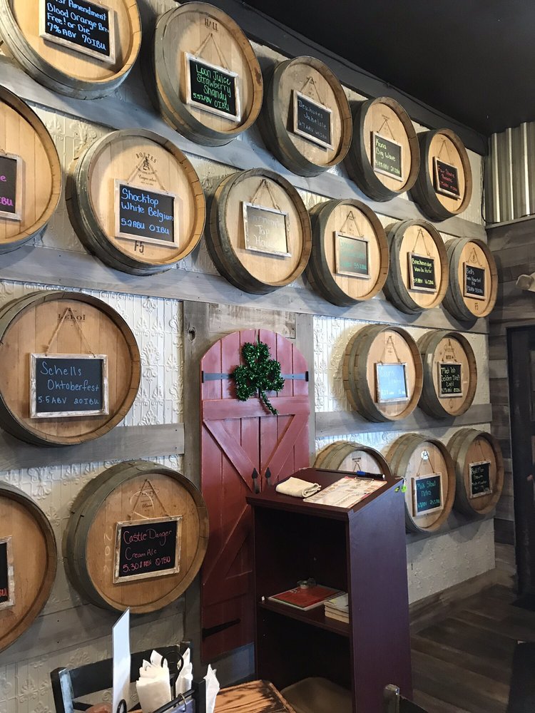 FARMINGTON TAP HOUSE AND GRILL - 208 Photos & 21 Reviews - Beer Bar ...