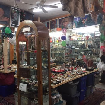 THE ANTIQUE MAN - Updated December 2025 - 18 Photos & 15 Reviews - 1806 ...