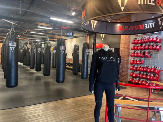 TITLE BOXING CLUB - 37 Photos & 94 Reviews - 3031 E Indian School Rd ...