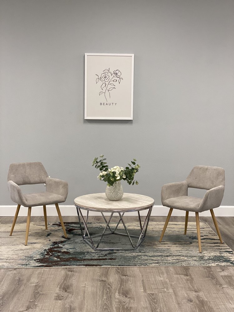 WAYNE LEE, MD - Updated May 2024 - 35 Photos - 1020 E Brandon Blvd ...