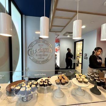 CUPCAKIN’ BAKE SHOP - Updated December 2024 - 51 Photos & 24 Reviews ...
