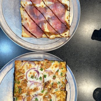 VIA 313 PIZZA - Updated November 2025 - 200 Photos & 184 Reviews - 9595 ...