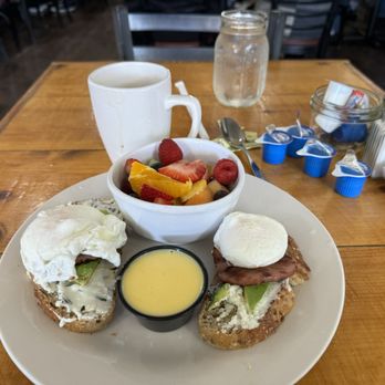 TOWN & COUNTRY CAFE - Updated July 2025 - 938 Photos & 900 Reviews - 27 ...