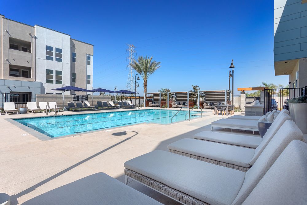 EVOLVE SOUTH BAY APARTMENT HOMES - Updated December 2025 - 29 Photos ...