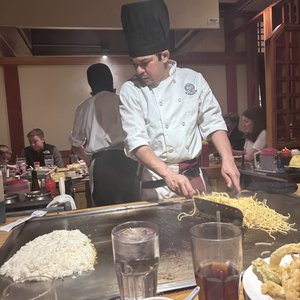 NAKATO JAPANESE RESTAURANT - 92 Photos & 170 Reviews - 2615 S Glenstone ...