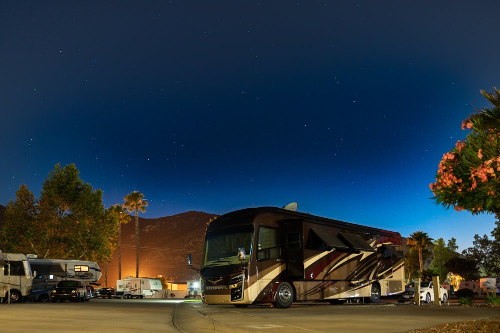 OAK CREEK RV RESORT - 38 Photos & 34 Reviews - RV Rental - 15379 Oak ...