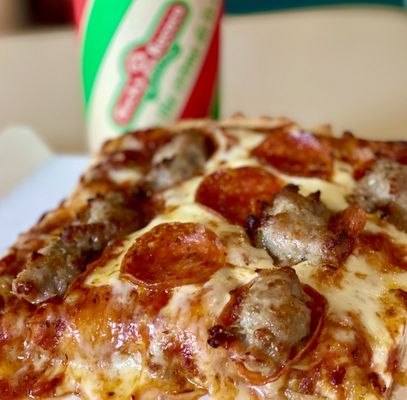 ROCKY ROCOCO PAN STYLE PIZZA - Updated December 2025 - 59 Photos & 47 ...