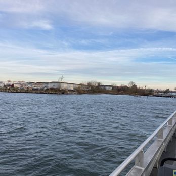 CLASON POINT PARK - Updated October 2025 - 18 Photos - Clason Point ...