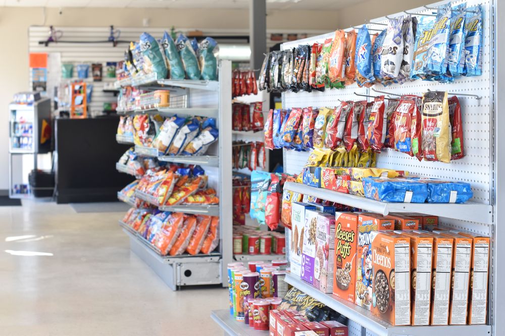 SIMPLE AMENITIES - Updated December 2024 - 10 Photos - 214 Rumford Ave ...