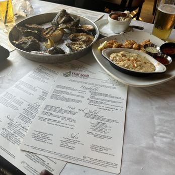 HALF SHELL OYSTER HOUSE - Updated February 2025 - 614 Photos & 362 ...