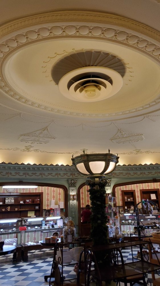 PARKSIDE CANDY - Updated January 2025 - 154 Photos & 98 Reviews - 3208 ...