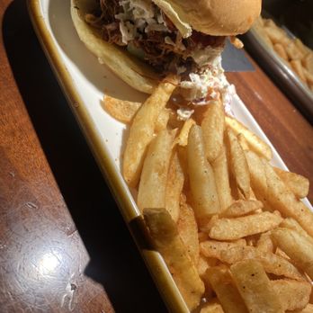 THREE BIRDS TAVERN - Updated April 2025 - 450 Photos & 568 Reviews ...