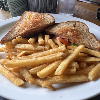 CHART ROOM RESTAURANT - Updated August 2025 - 521 Photos & 812 Reviews ...