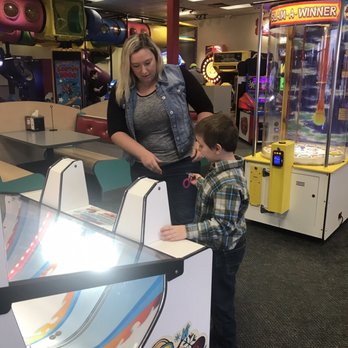 CHUCK E. CHEESE - Updated March 2024 - 58 Photos & 23 Reviews - 3500A S ...