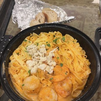 DELLA NOTTE - Updated December 2025 - 25 Photos & 37 Reviews - 1374 ...