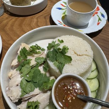 KIN KHAO - Updated September 2024 - 6047 Photos & 2534 Reviews - 55 ...