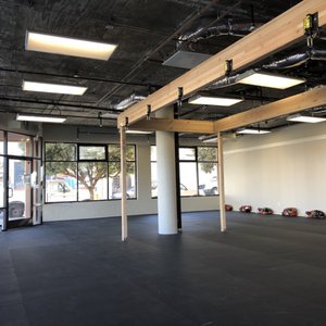 SUNSET GYM - 46 Photos & 129 Reviews - 1247 9th Ave, San Francisco, CA ...