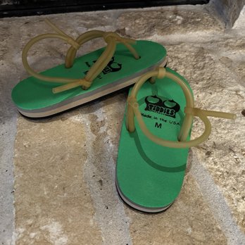 TIDDIES SHACK - Updated December 2025 - 15 Photos & 13 Reviews - 8825 ...