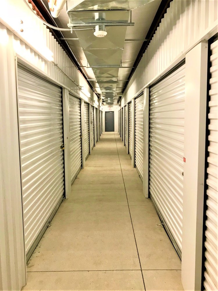 BIG RED SELF STORAGE - Updated May 2025 - 10 Photos - 8270 Karl Ridge ...