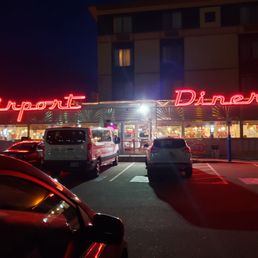 AIRPORT DINER - Updated December 2025 - 233 Photos & 372 Reviews - 2280 ...