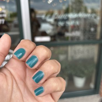 LE CHIC NAILS - Updated September 2024 - 97 Photos & 104 Reviews - 2010 ...