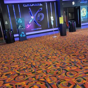 CINEMARK WEST SPRINGFIELD 15 - 13 Photos & 40 Reviews - 864 Riverdale ...