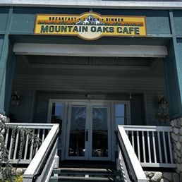 MOUNTAIN OAKS CAFE - Updated January 2025 - 191 Photos & 156 Reviews ...